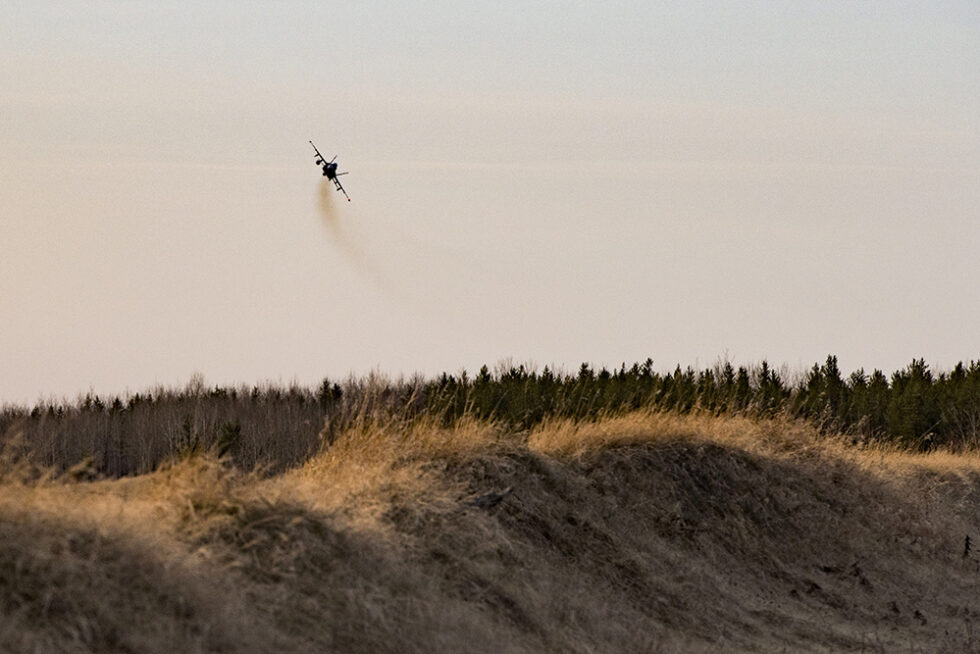 Night Flying at 4 Wing Cold Lake - The Courier News