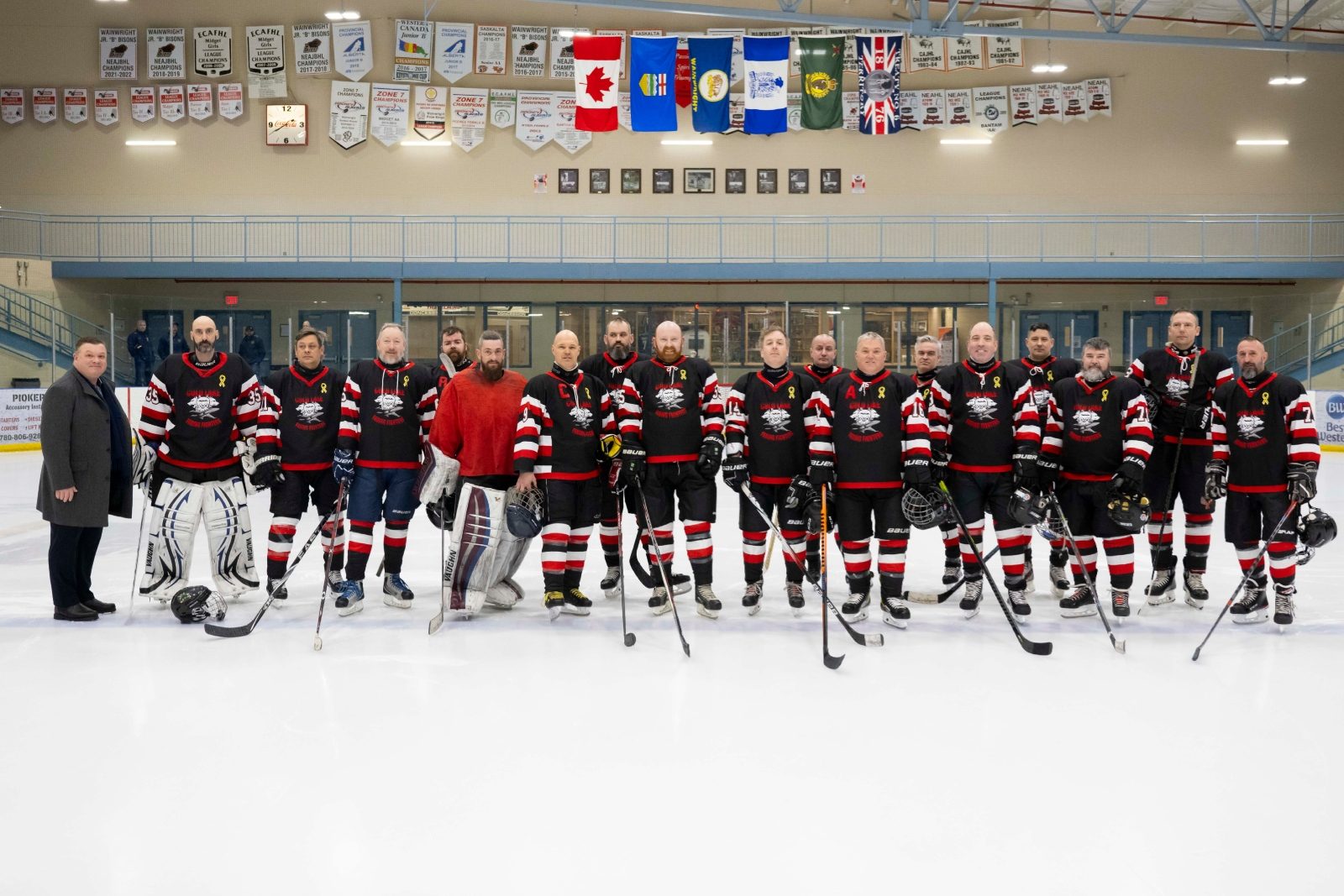 CAF Sports: Old Timer's, Women's hockey teams represent CFB Cold Lake ...